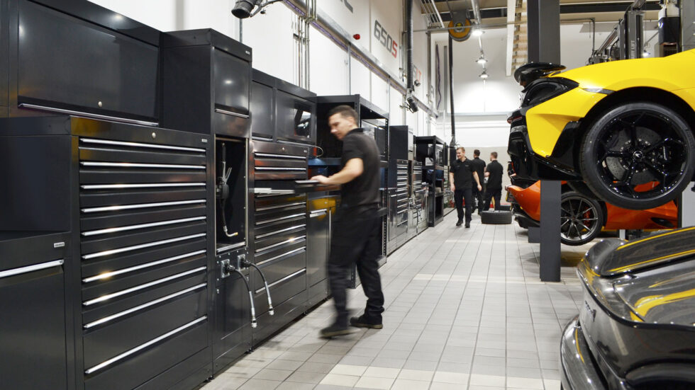 McLaren Bracknell | dura.com